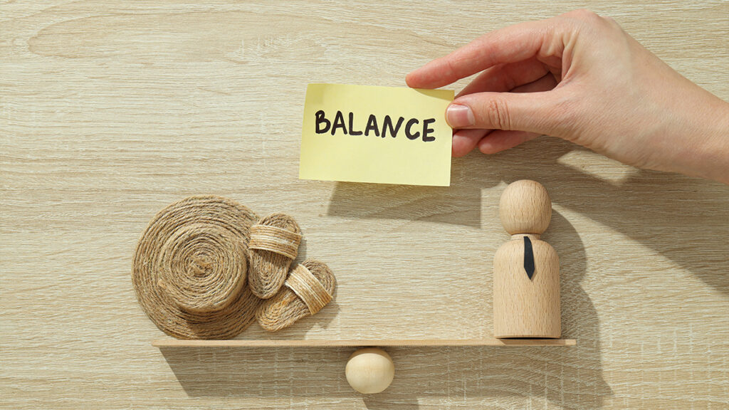 How to Find Balance in Social Media Use - Eduwik